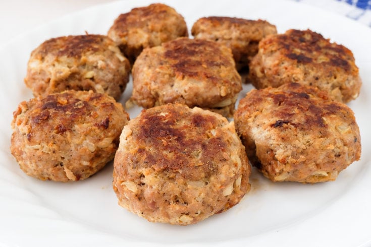 Classic German Meatballs (Frikadellen) - Recipes From Europe