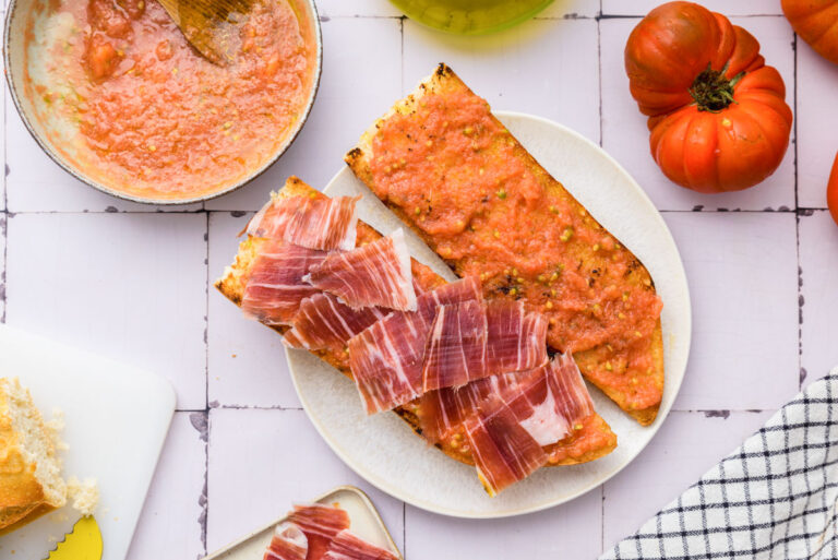 Pan Con Tomate (Spanish Tomato Bread) - Recipes From Europe