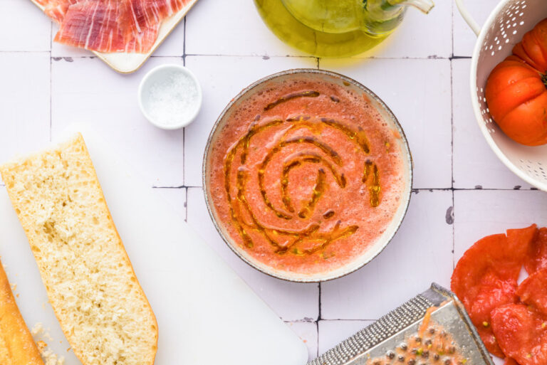 Pan Con Tomate (Spanish Tomato Bread) - Recipes From Europe
