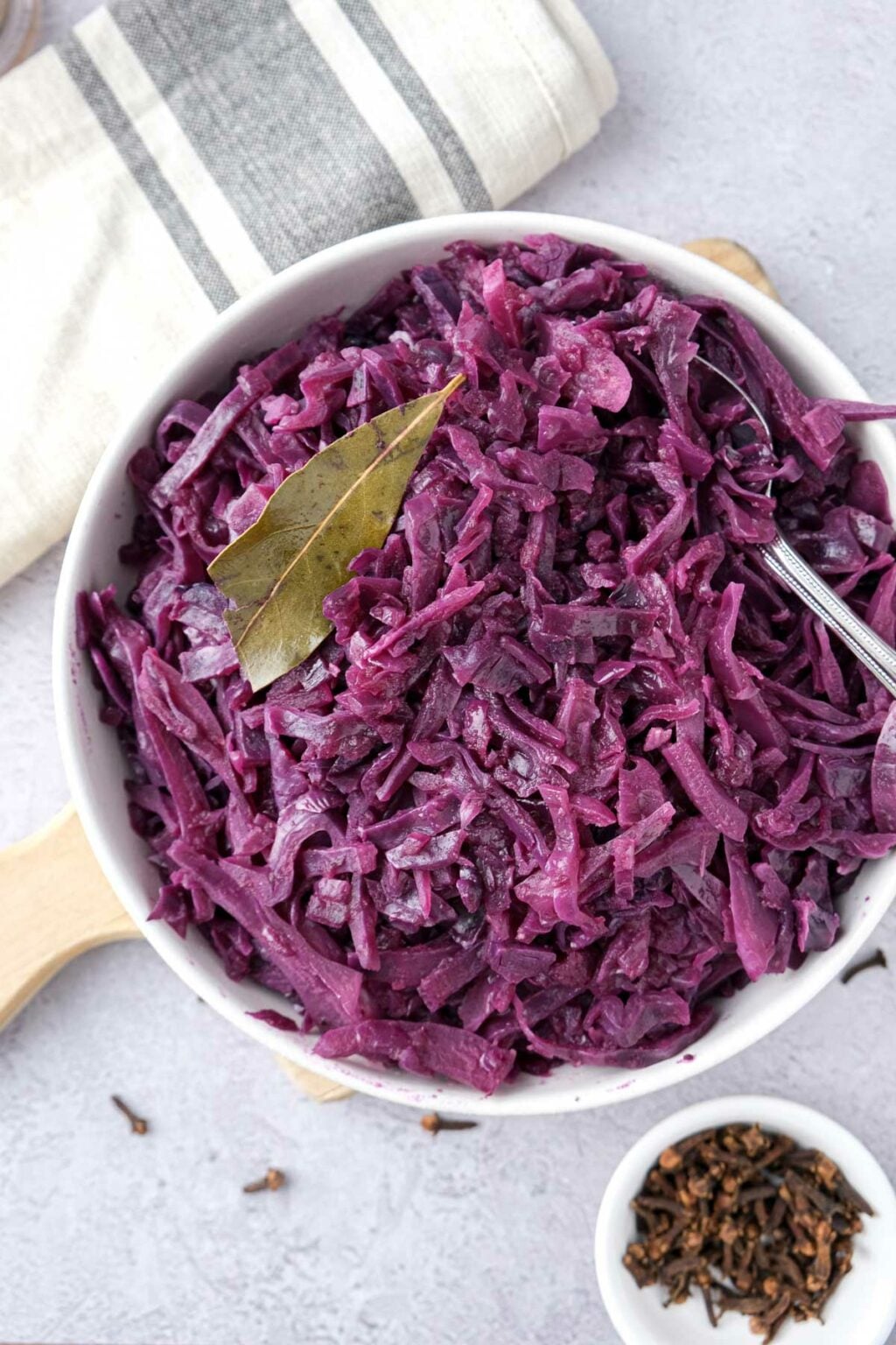 Authentic German Red Cabbage (Rotkraut) - Recipes From Europe